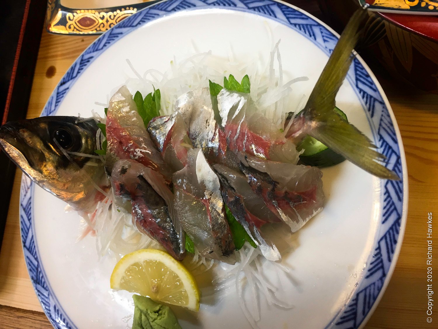 Sashimi dinner - Roamad