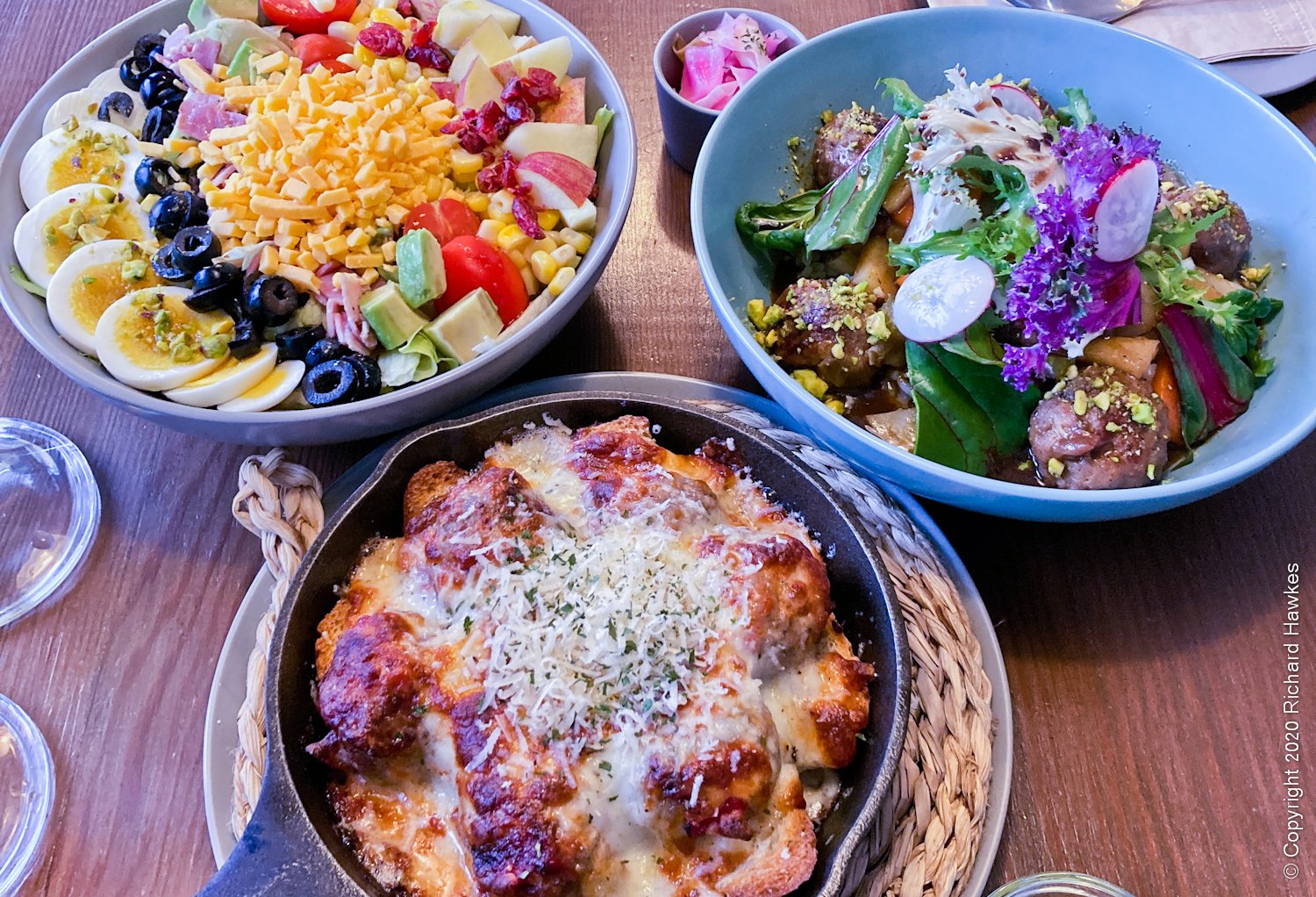 Pork day! Meatballs and Black Jeju Pig Pork - Roamad